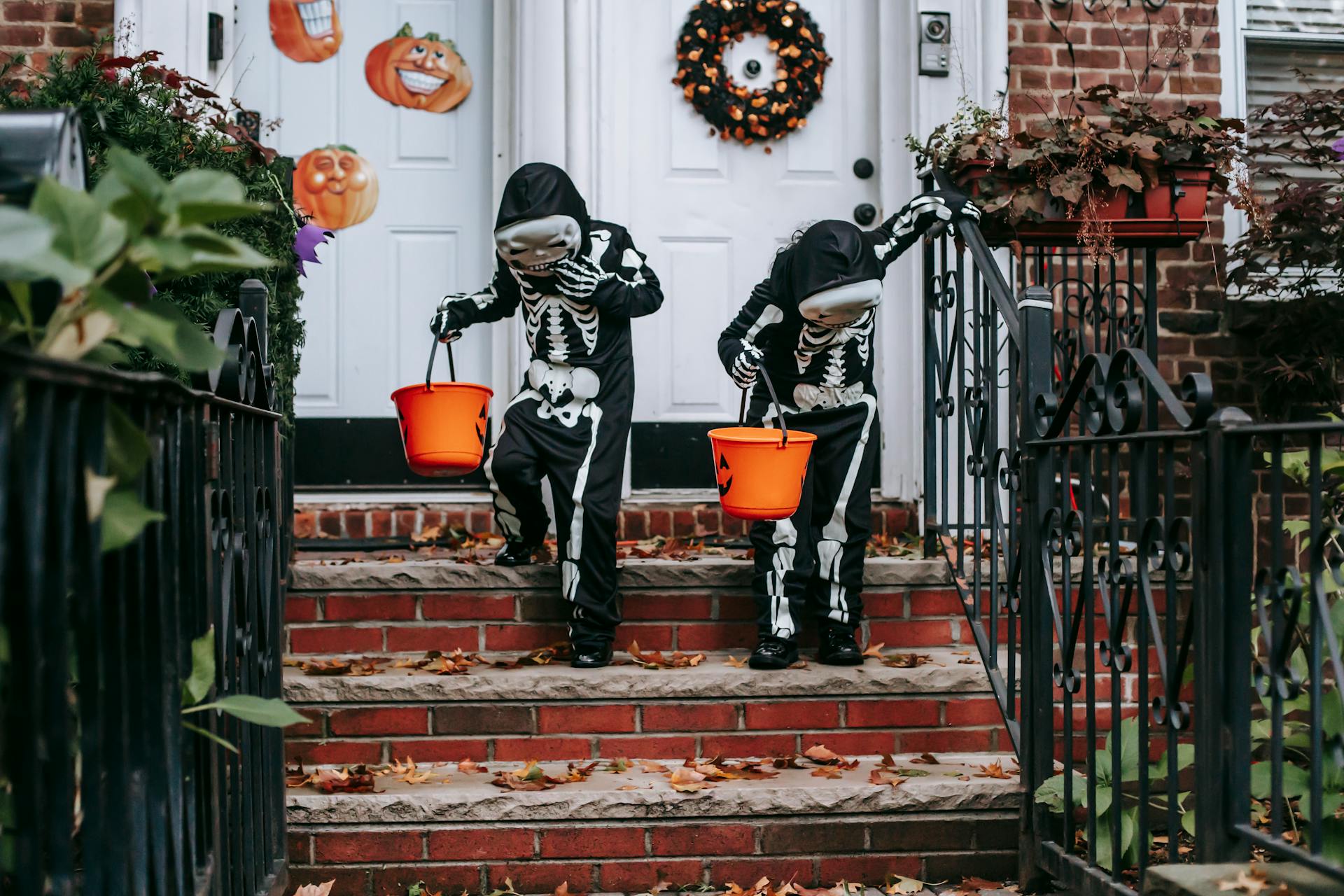 Spend Halloween in Branson | Best Places to Trick-or-Treat | Sunset ...
